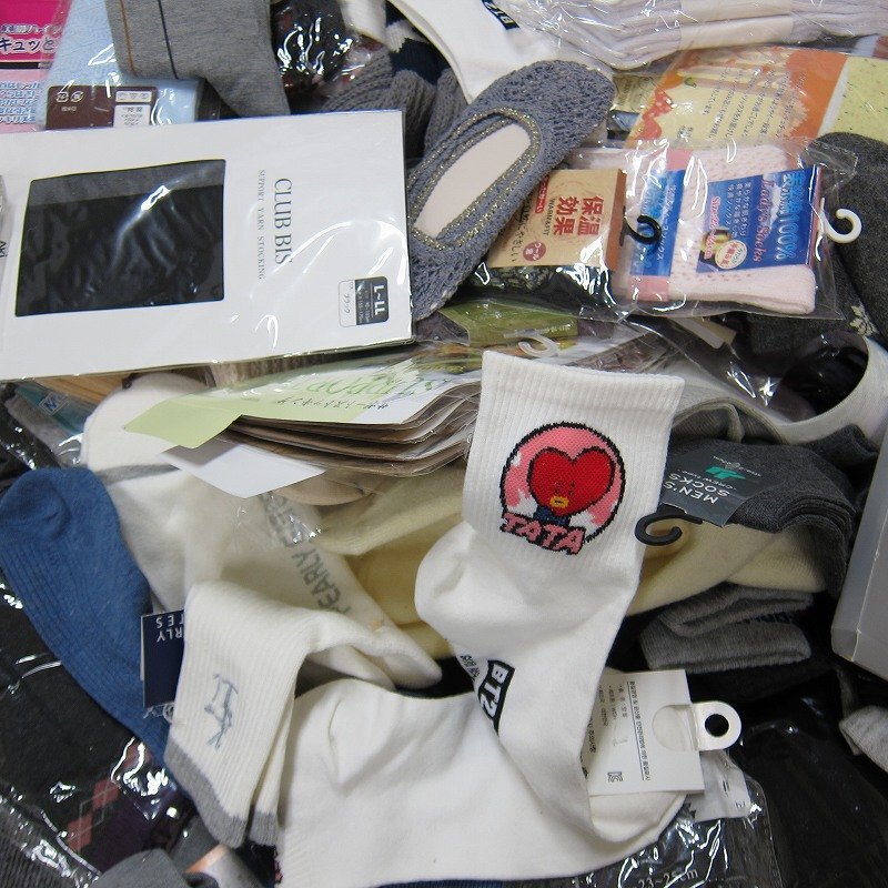 Yahoo!オークション - A5649L 超大量 約16.6kg ストッキング 靴下 女性...