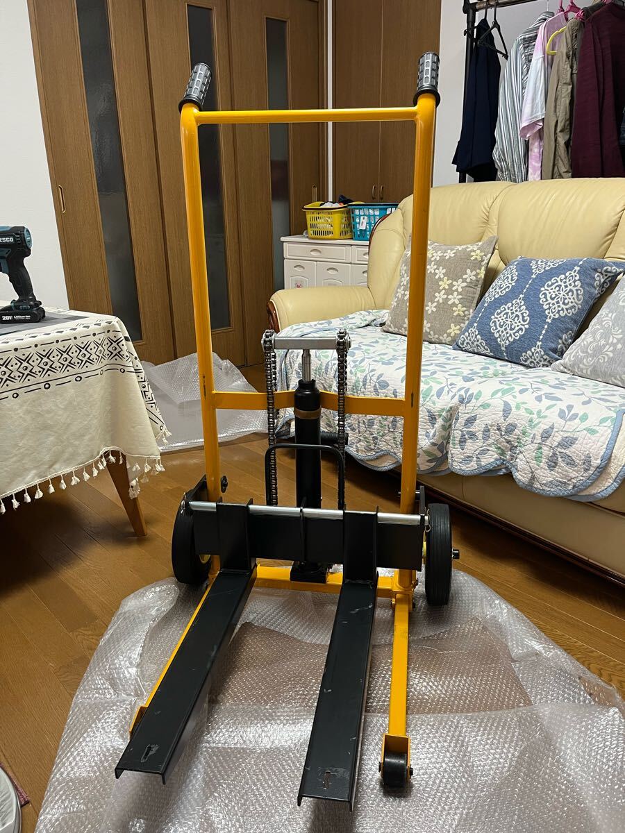 Yahoo!オークション - 美品ハンドフォークリフト 200kg 昇降60mm-900mm...