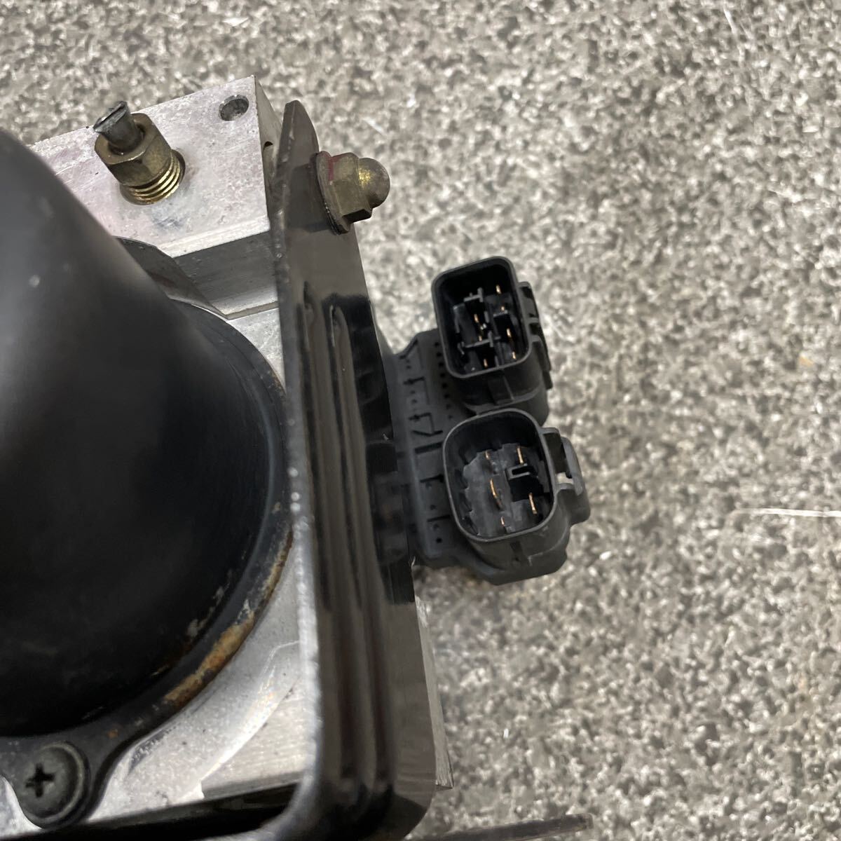 Yahoo!オークション - ABS アクチュエーター ジムニー JB23 1型