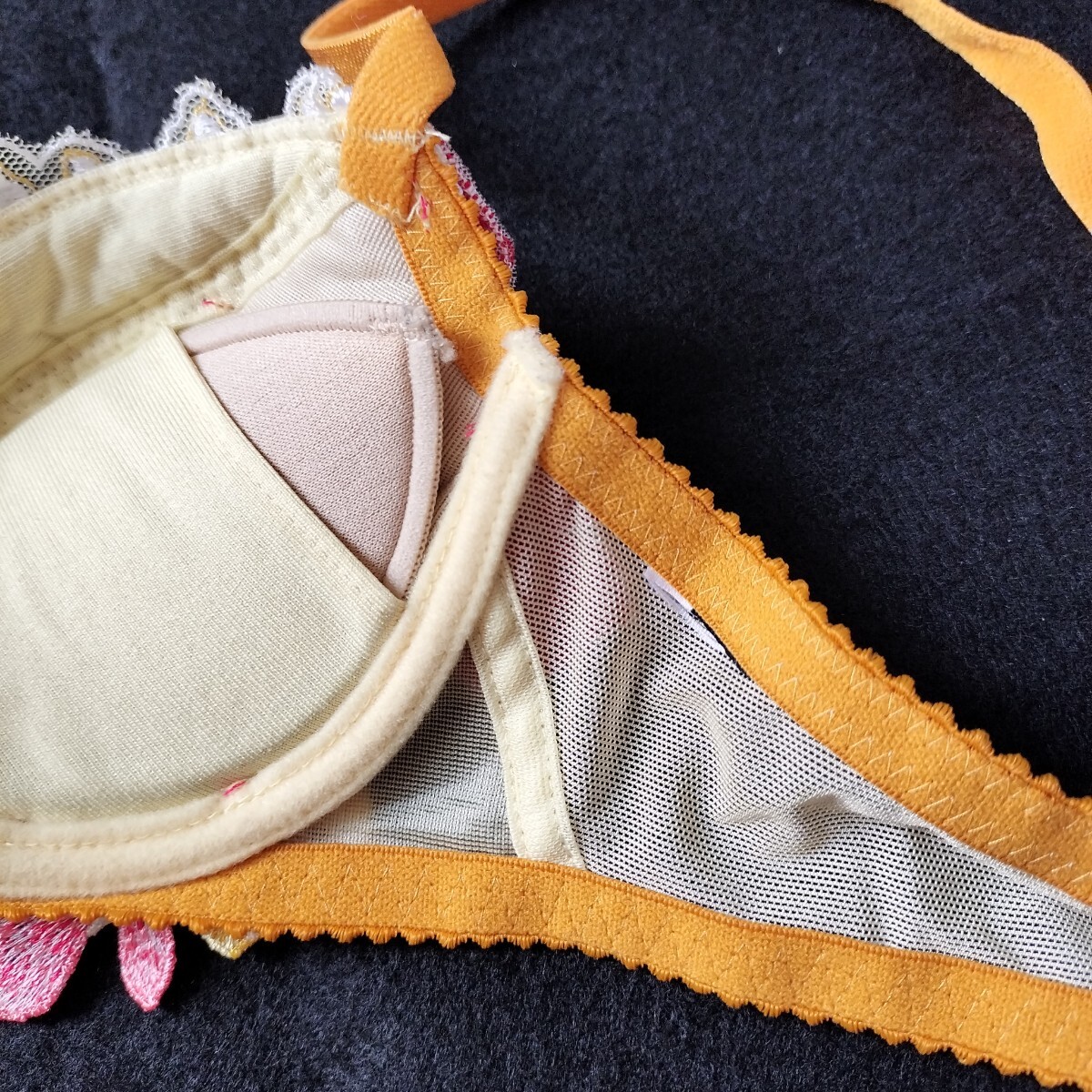 Yahoo!オークション - サルート 43 エジプト ブラジャー単品 C65 補正...