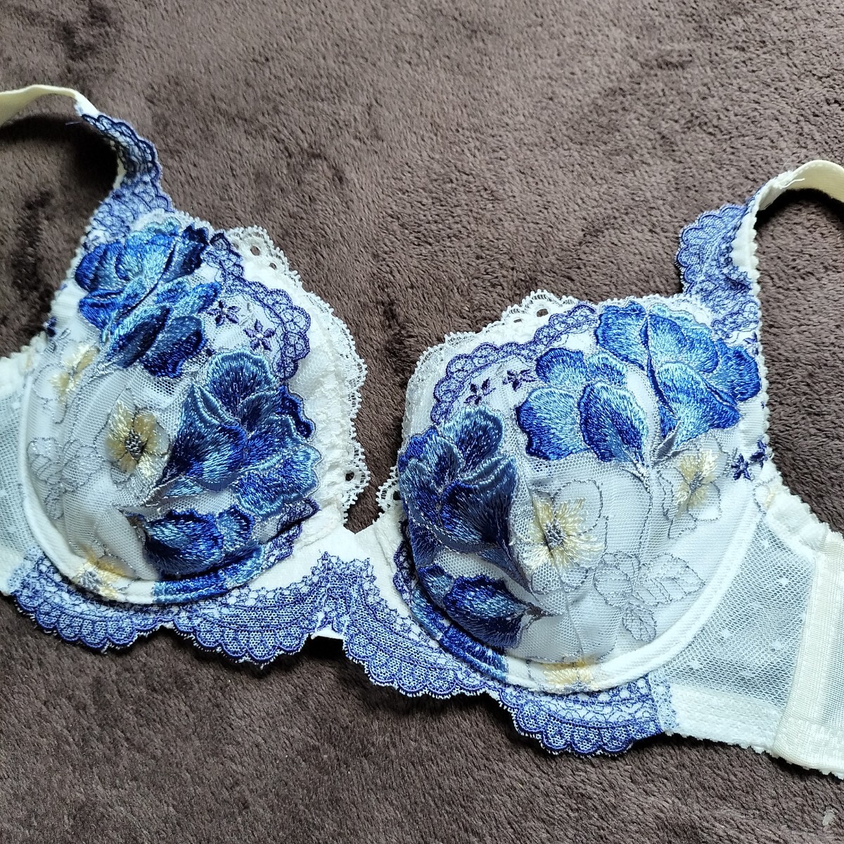 Yahoo!オークション - サルート 70 イノセント ブラジャー単品 D65 補...