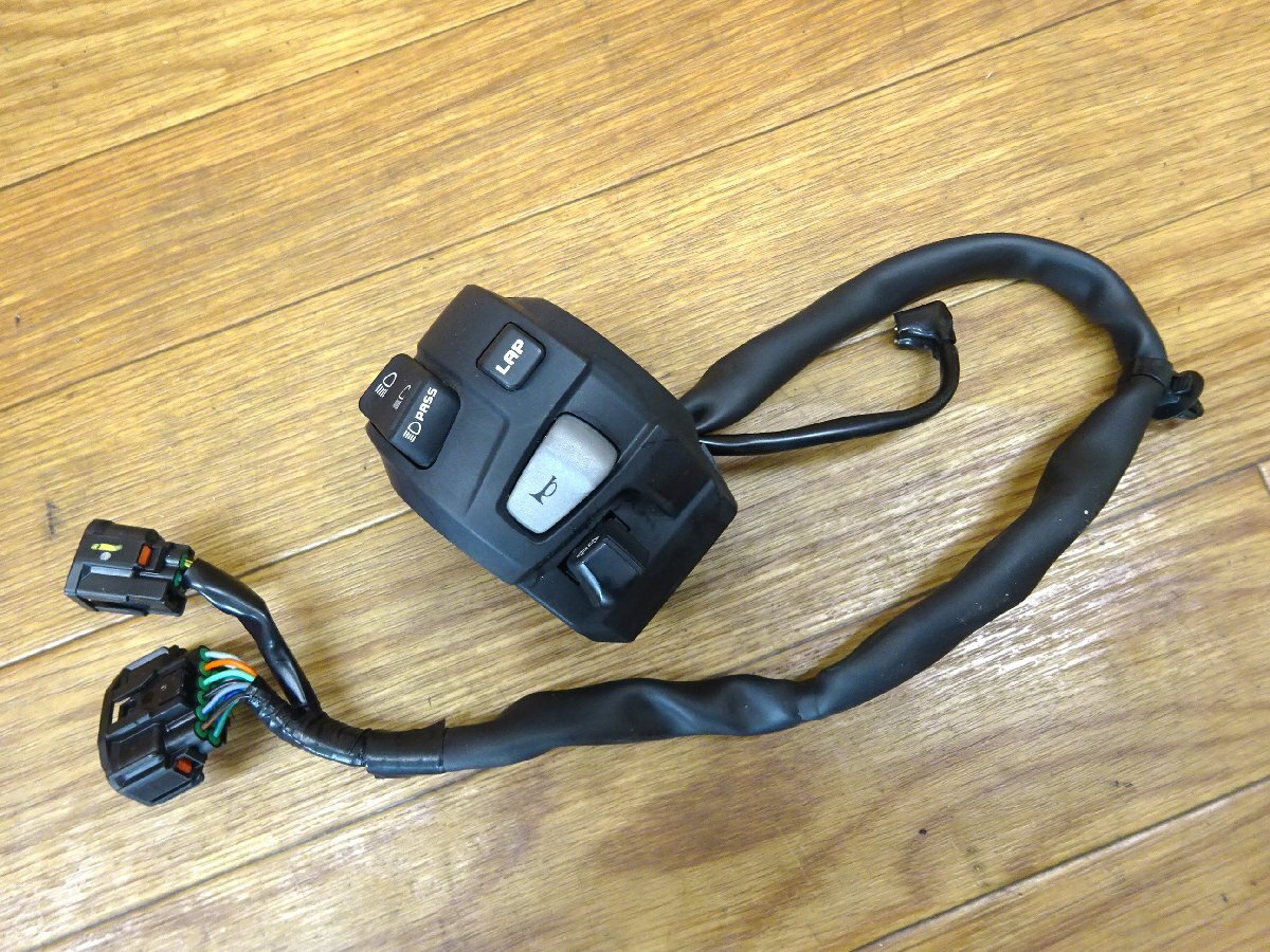 Yahoo!オークション - [H36] CBR250RR MC51 純正ハンドルスイッチボッ...