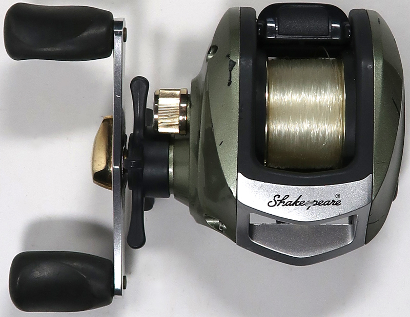 Yahoo!オークション - Shakespeare Axiom ベイトリール 中古