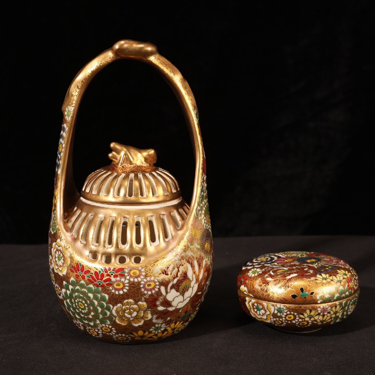 Yahoo!オークション - 【珍品堂】1円から L76-V34 薩摩焼 色絵金彩 百...