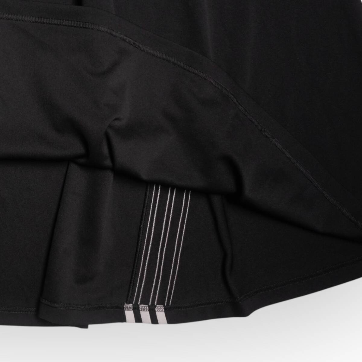 Yahoo!オークション - 100円＠J79@ 厳選 adidas スポーツミックス スカ...