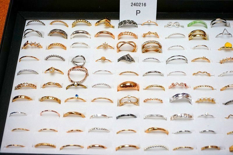 Yahoo!オークション - Ny4[ R23] おまとめて大量 昭和レトロ 細身指輪 ...