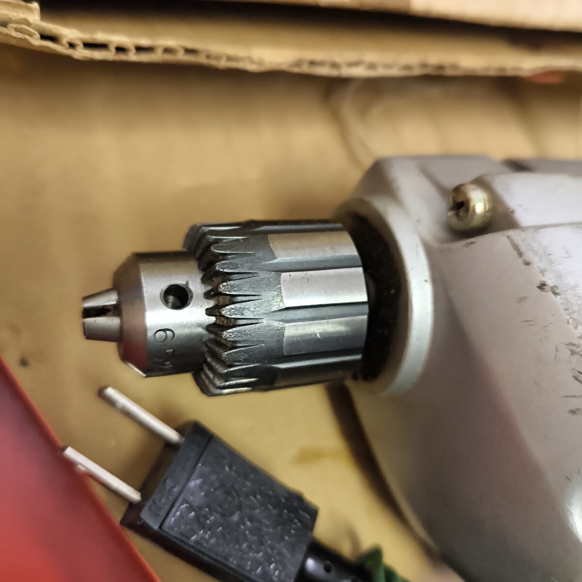 Yahoo!オークション - 【日立 電気ドリル】中古品 D-6C 6.5mm 金工用 ...