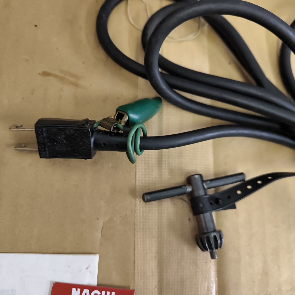 Yahoo!オークション - 【日立 電気ドリル】中古品 D-6C 6.5mm 金工用 ...