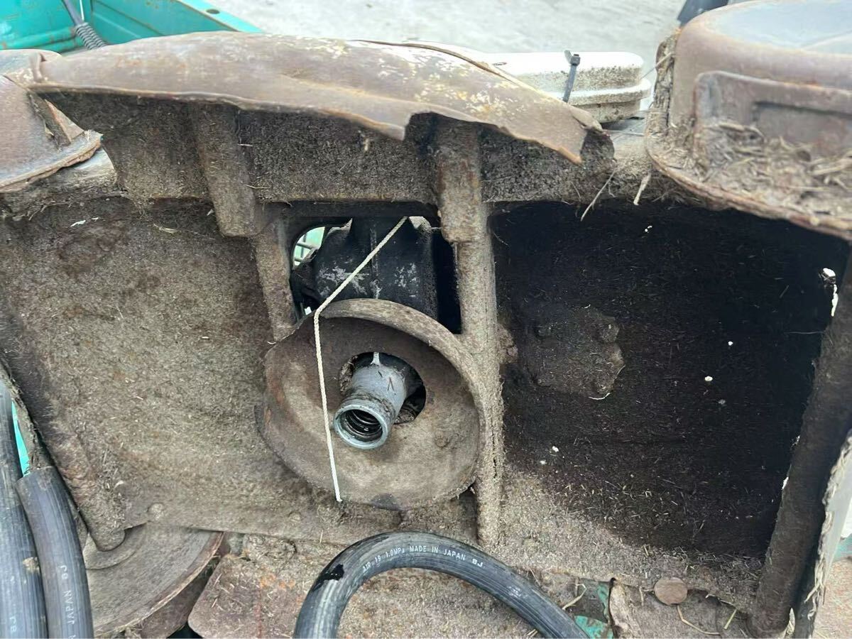 Yahoo!オークション - 自走式草刈機 GC-K501 動作未完成