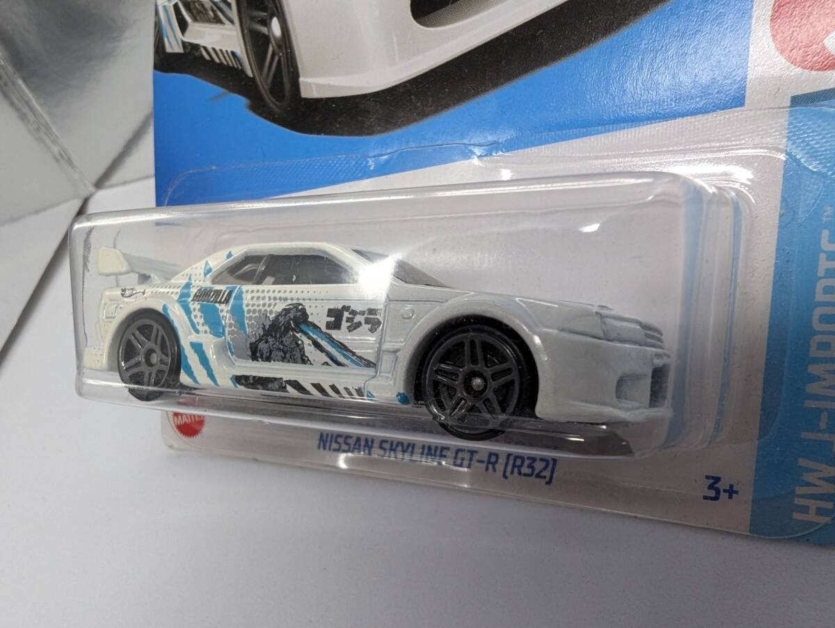 Yahoo!オークション - Hotwheels ニッサン・スカイライン GT-R (R32) G...