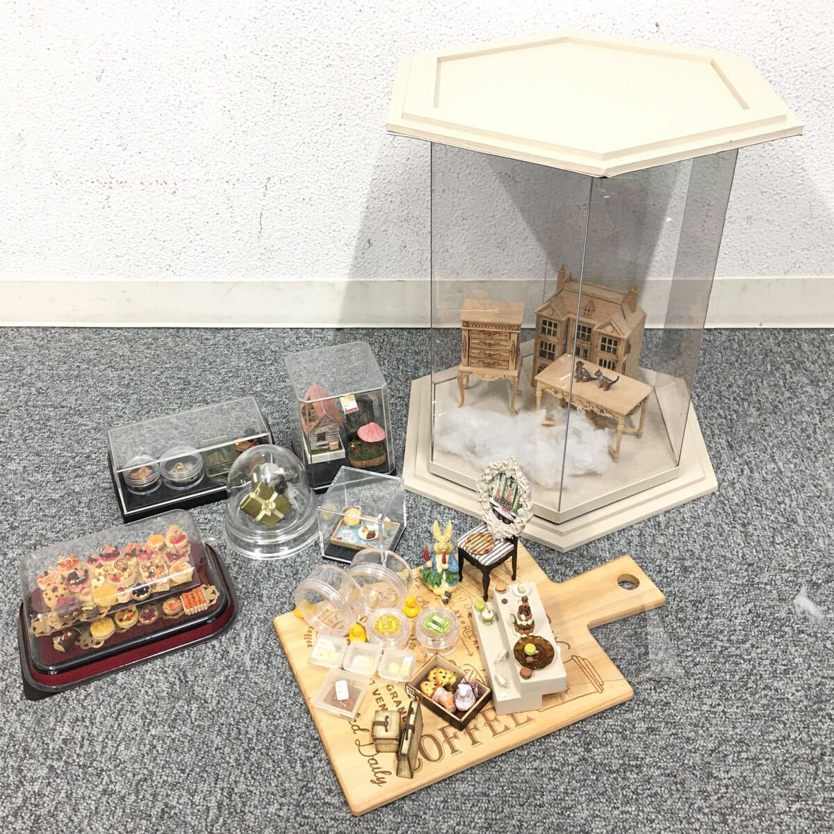 Yahoo!オークション - F06367/ミニチュアドールハウス/ケーキ/ランチ...