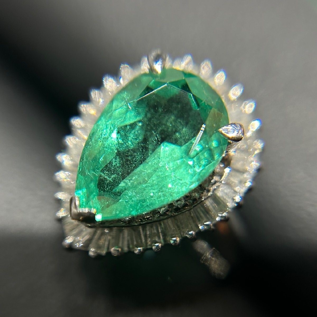 Yahoo!オークション - 極上品 1円スタート 天然エメラルド リング Pt90...