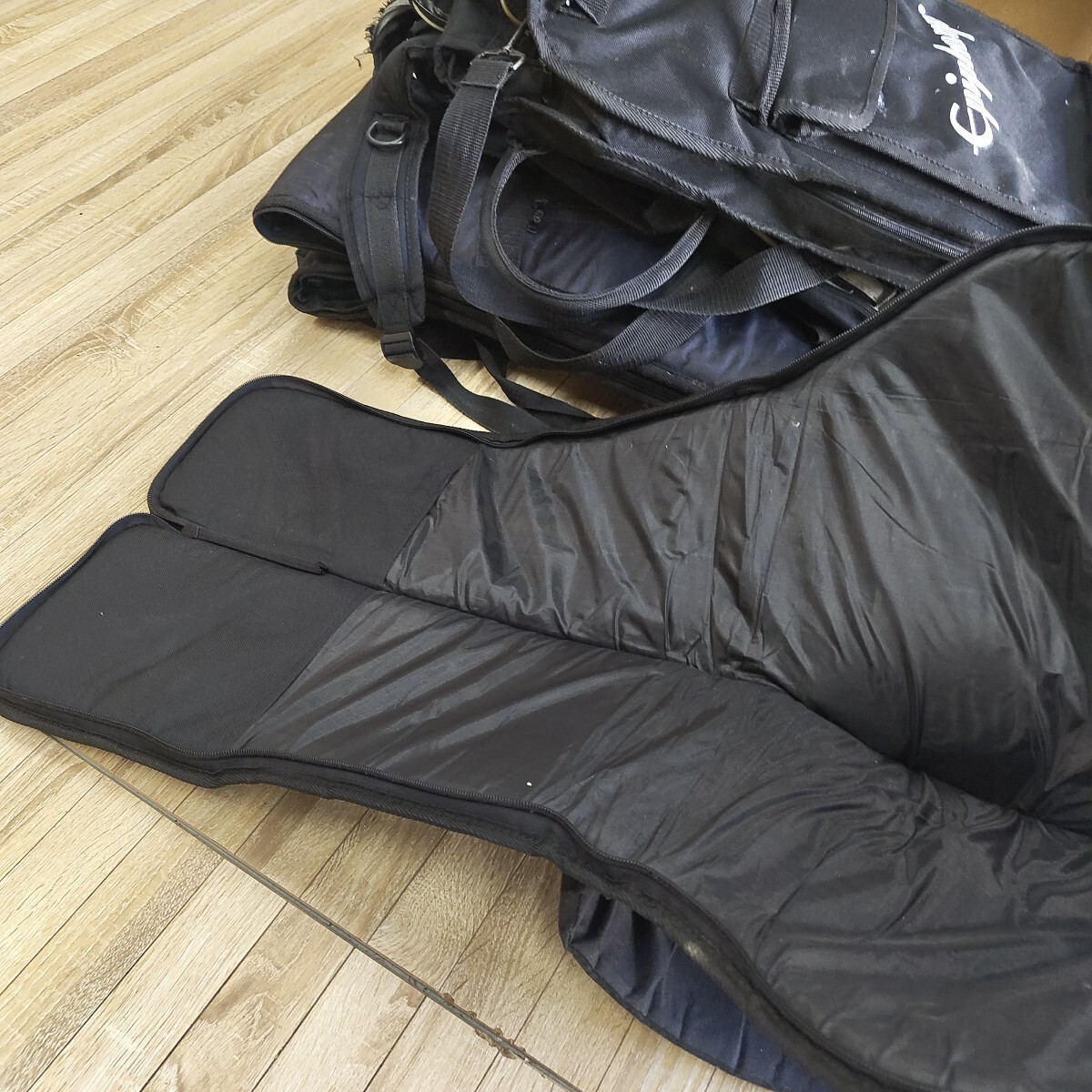 Yahoo!オークション - 07Y134 ギグバッグ ギターケースまとめ ギブソン...