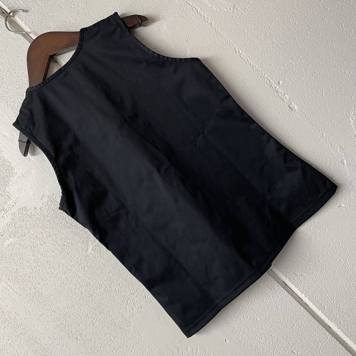 Yahoo!オークション - 3Lサイズ防風保温ストレッチベスト黒 定価2728円