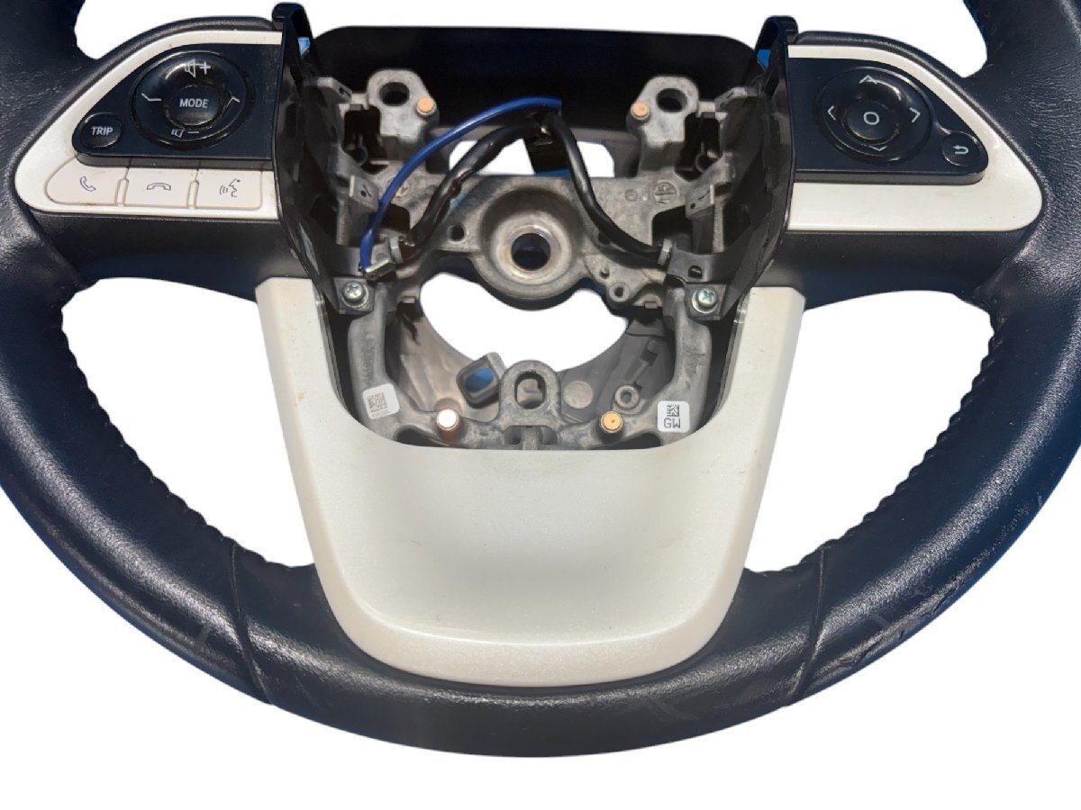 Yahoo!オークション - プリウス ZVW50 管理番号 5374 ステアリングホイ...