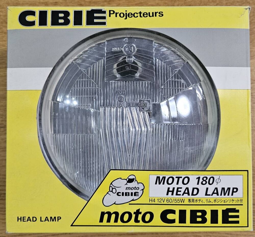 cibie 180パイ ヘッドライト シビエ ライト(その他)｜売買されたオークション情報、yahooの商品情報をアーカイブ公開 - オークファン（aucfan.com）