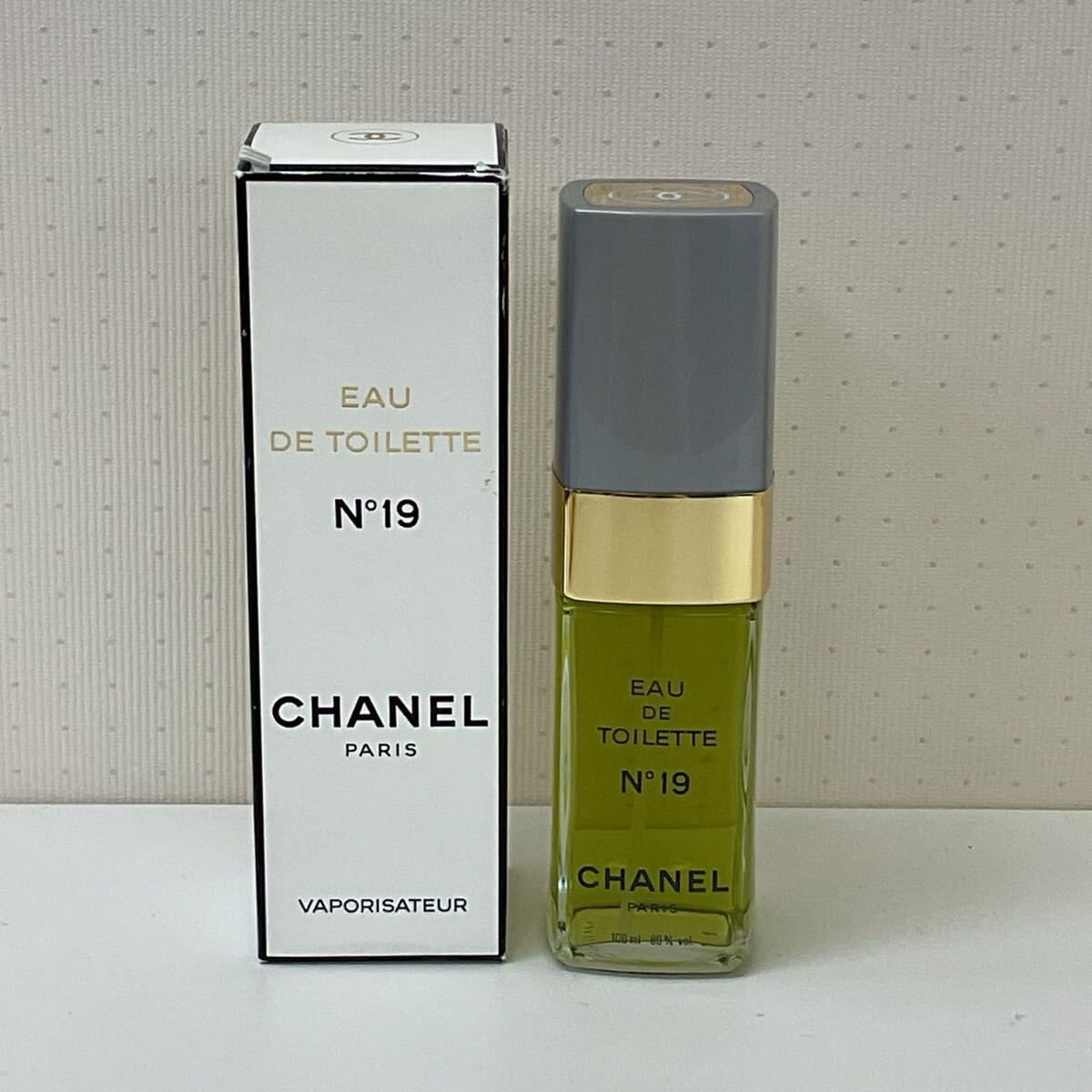 Yahoo!オークション - 【 M-2789】 CHANEL No.19 シャネル 香水 100ml ...