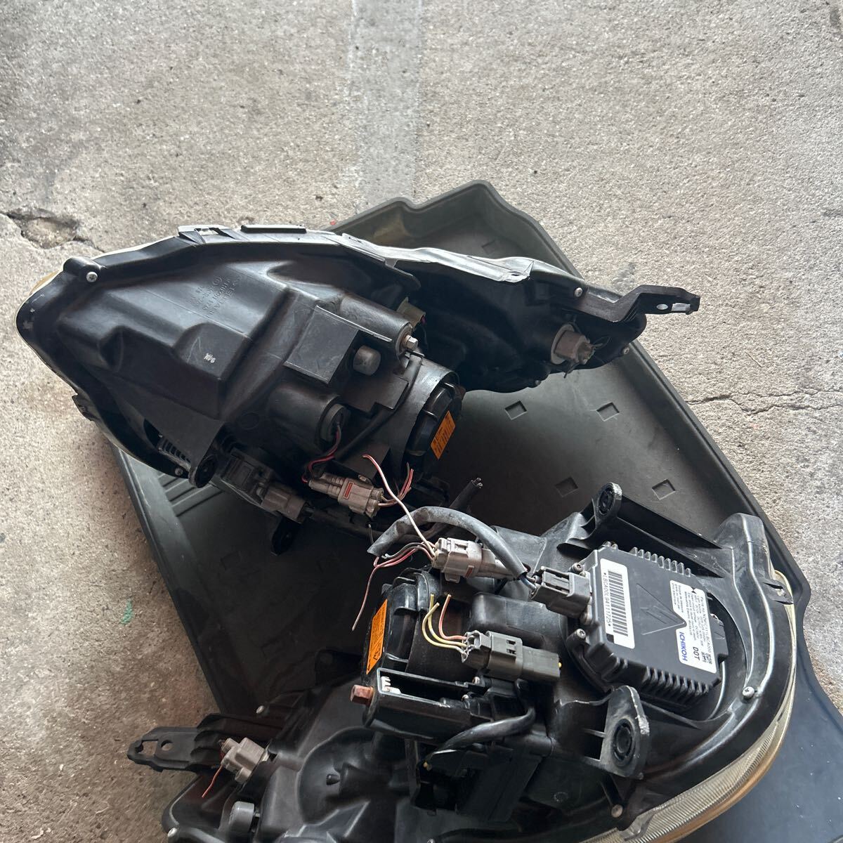 Yahoo!オークション - スバル R1 RJ1 RJ2 純正 HID キセノン ディスチ...