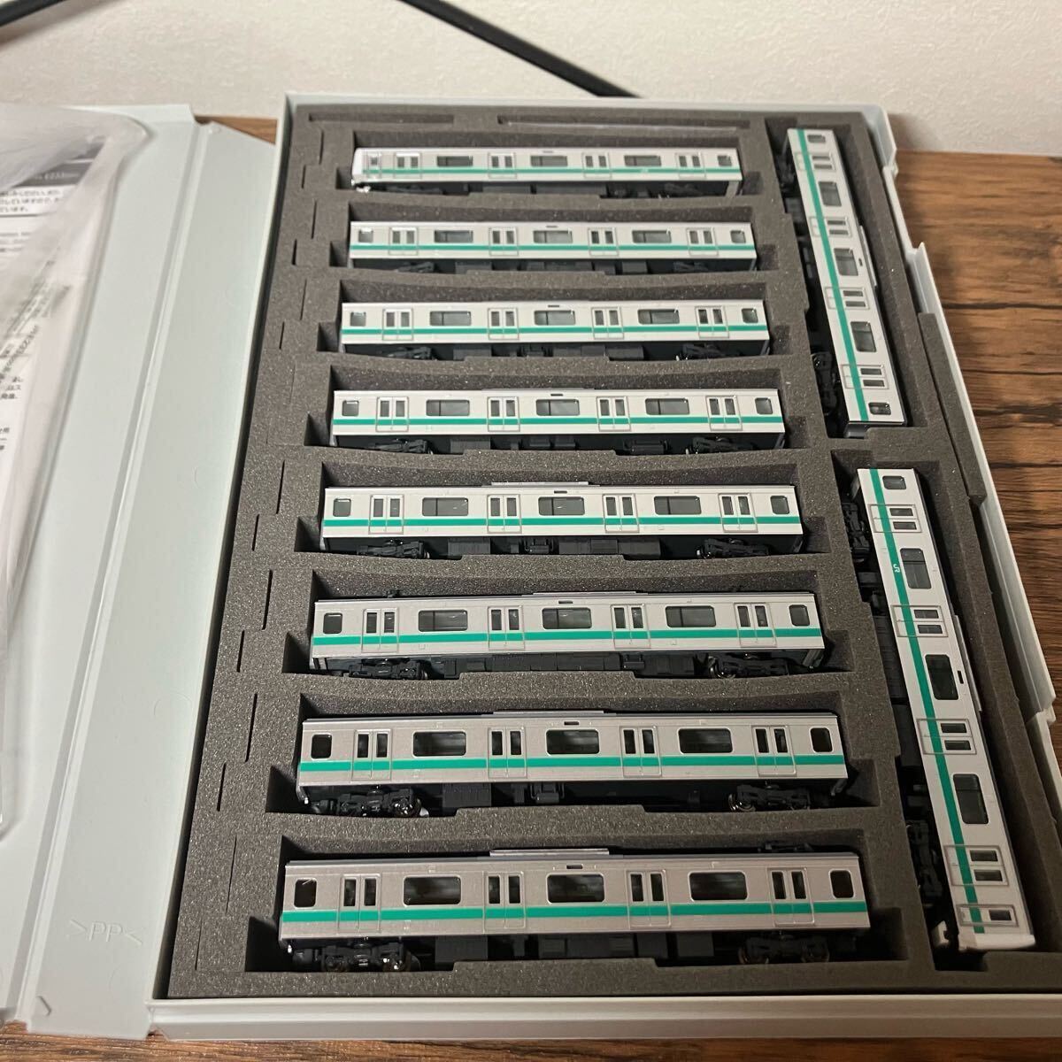 Yahoo!オークション - 美品 未走行 TOMIX 92571 92572 JR E233-2000 10...