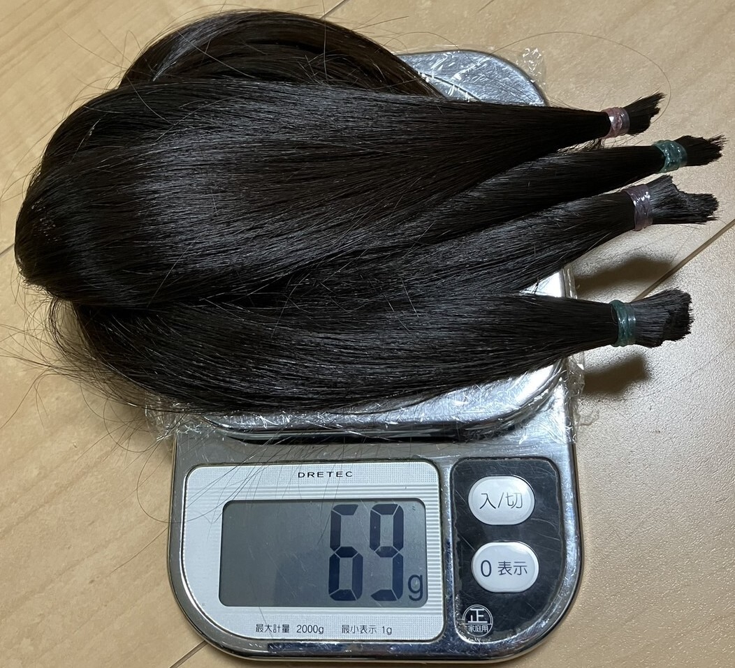 Yahoo!オークション - 髪束・髪の毛・10代・女子・『36cm・69g』