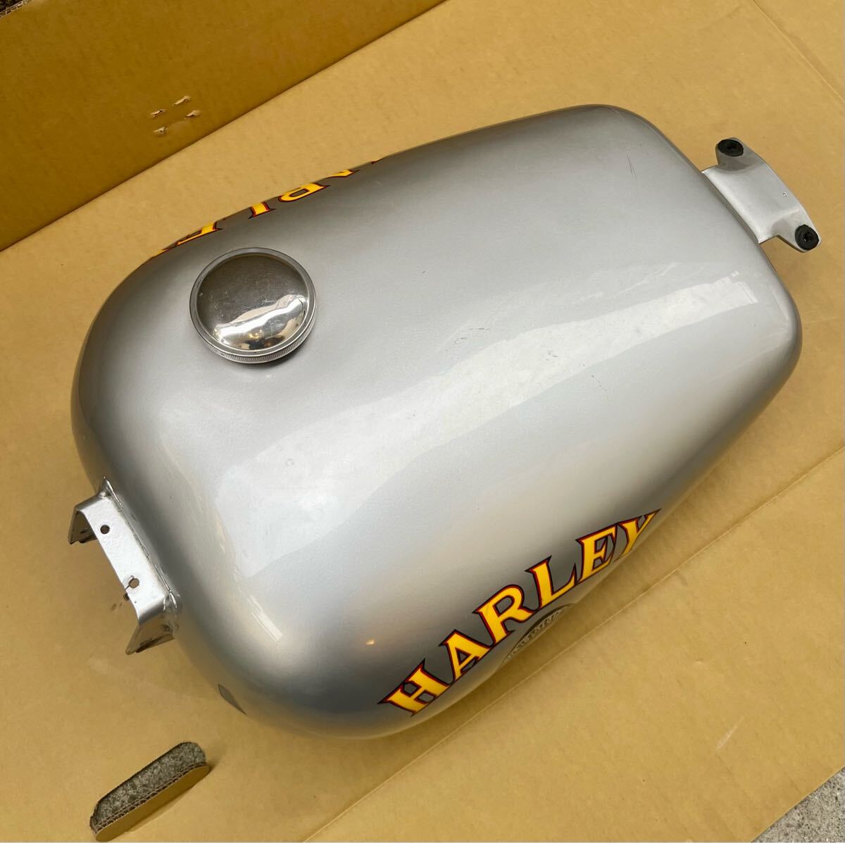 Yahoo!オークション - 希少 ハーレー純正 FXLR タンク FXR エボ