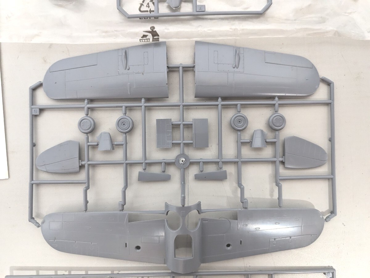 Yahoo!オークション - 未組立 クラシックエアフレーム 1/48 ブリュー...