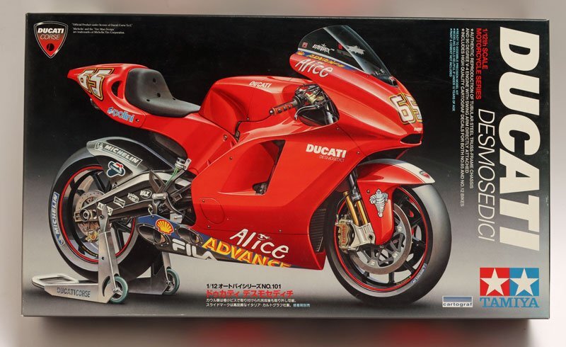 Yahoo!オークション - タミヤ1/12ドゥガティ デスモセディチ C-017