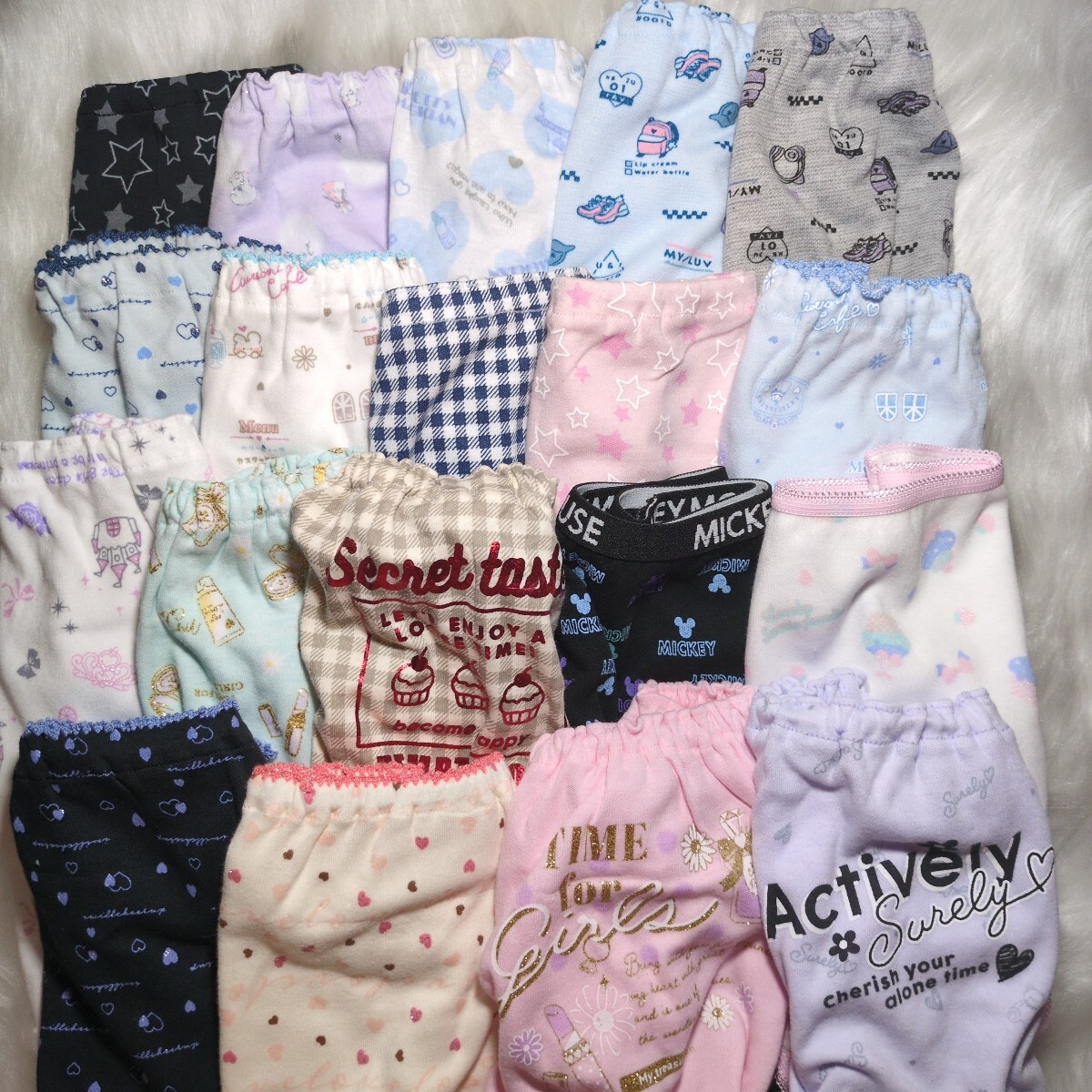 165 ティーンズ パンティ 19枚セット②(160（155cm～）以上)｜売買されたオークション情報、yahooの商品情報をアーカイブ公開 - オークファン（aucfan.com）