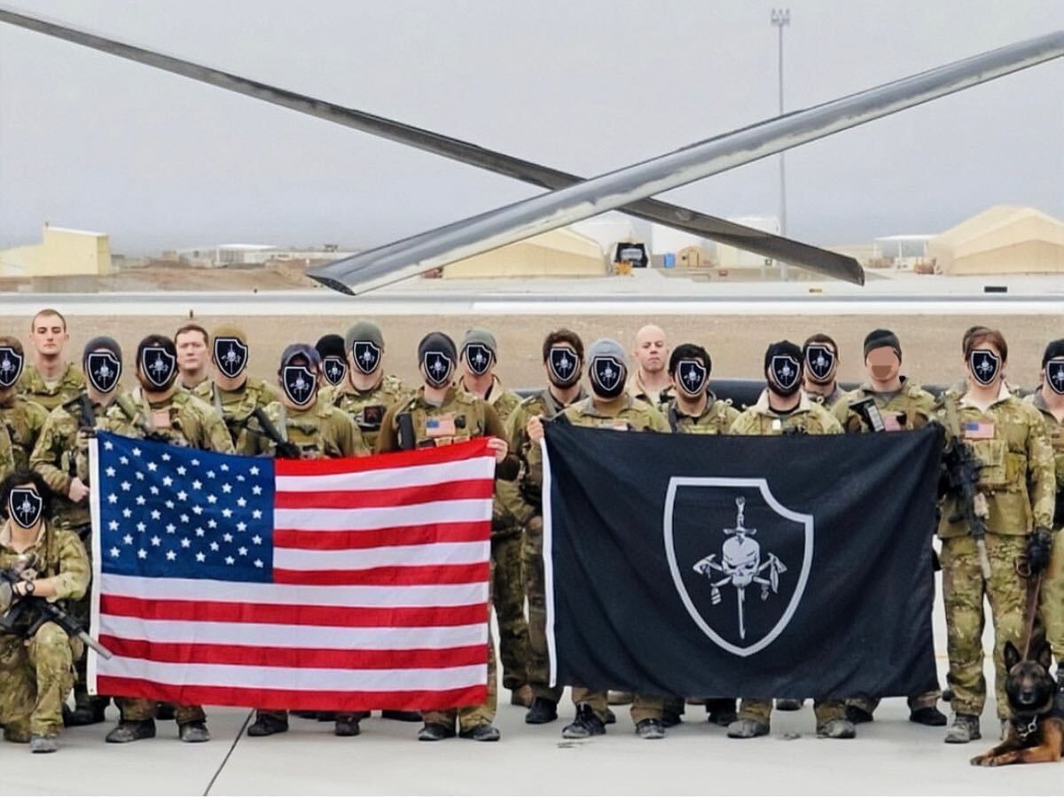 Yahoo!オークション - 実物 DEVGRU Silver Squadron パッチ / aor1 cry...