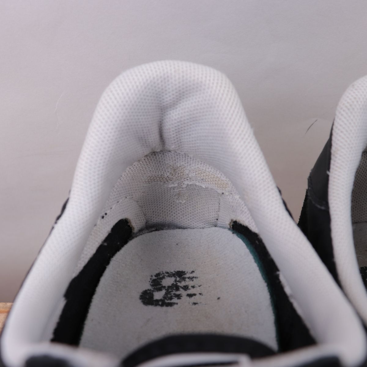 Yahoo!オークション - z478【220】ニューバランス US9 27.0cm/黒 ブラ...