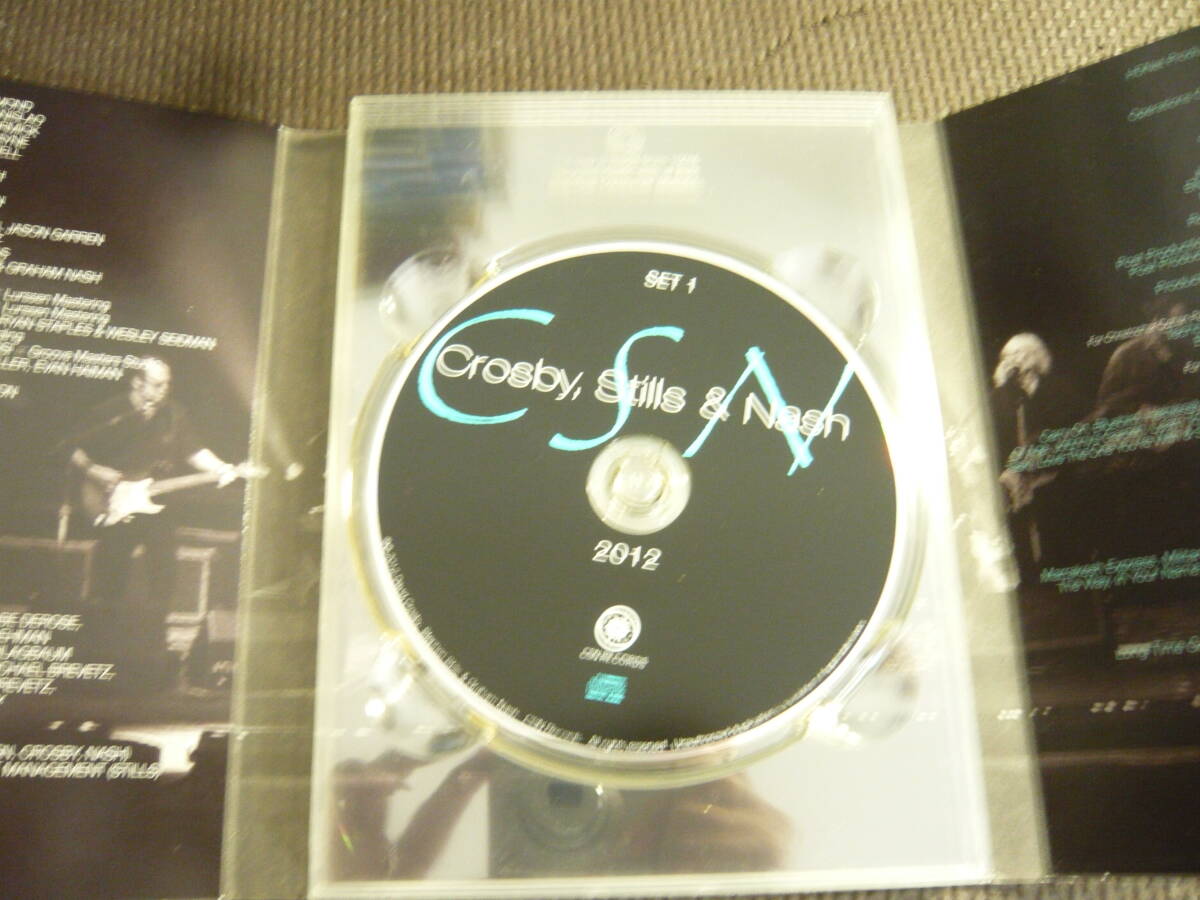 Yahoo!オークション - CD2枚組+DVD《Crosby Stills & Nash CSN 2012》...