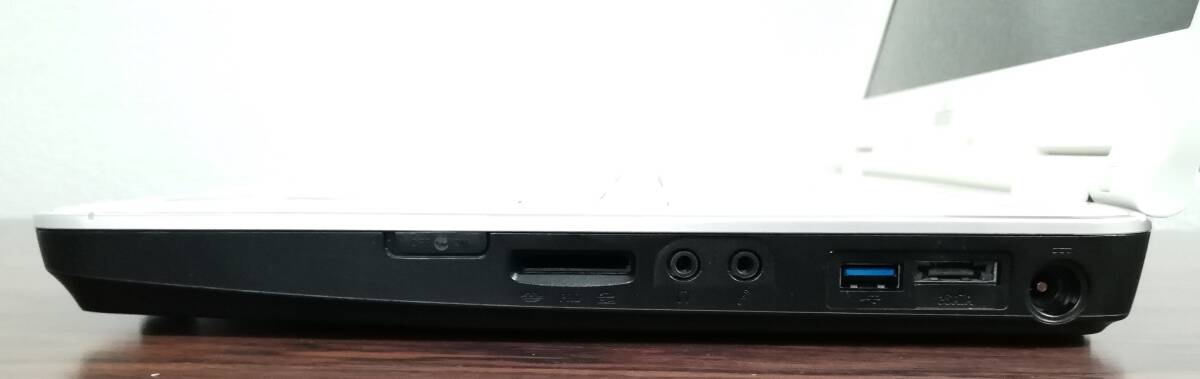 Yahoo!オークション - ＜720/100＞FMV-BIBLO NF/70G（i5-430M/4GB/500G...