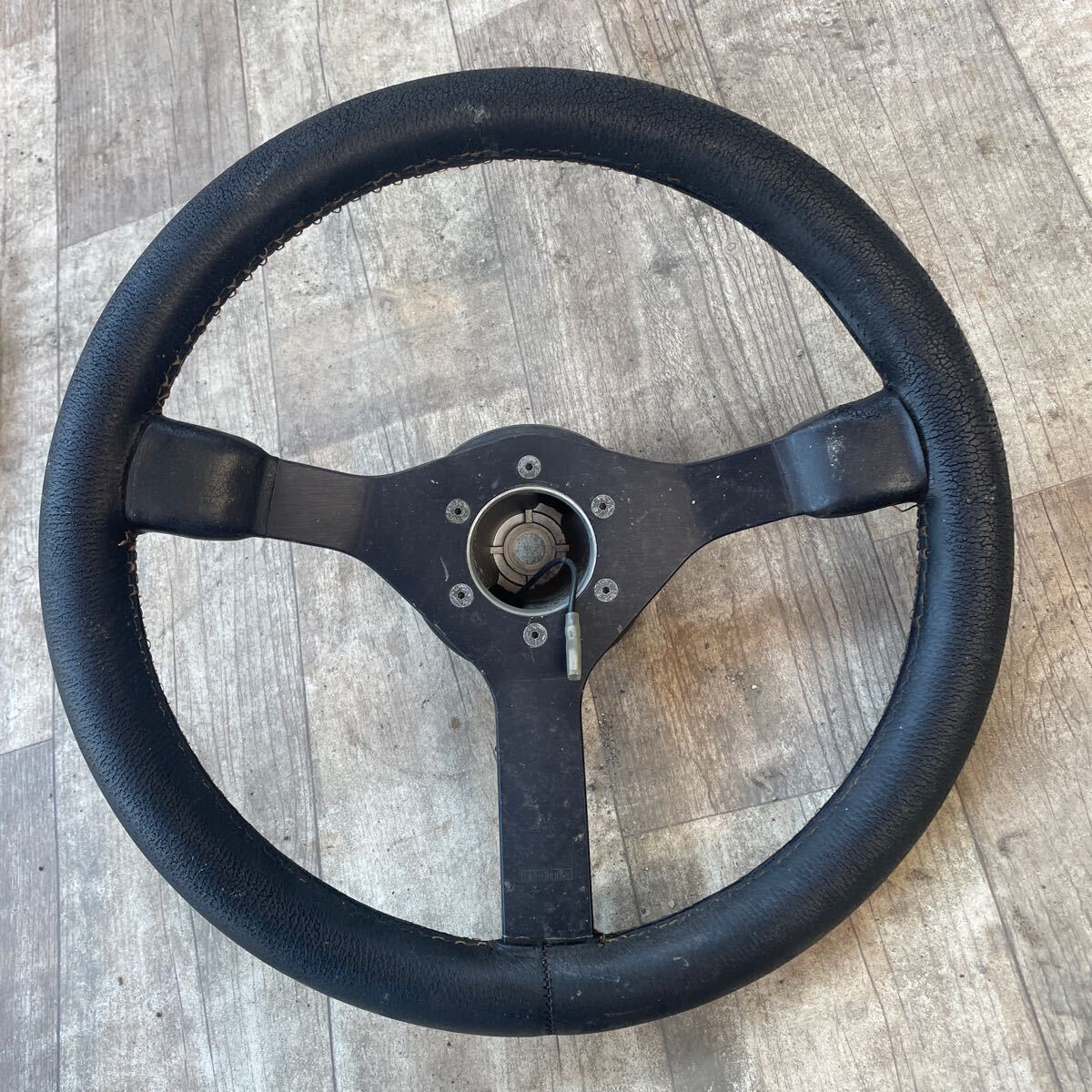 Yahoo!オークション - ST 018 MOMO モモ ステアリング ホイール 38π