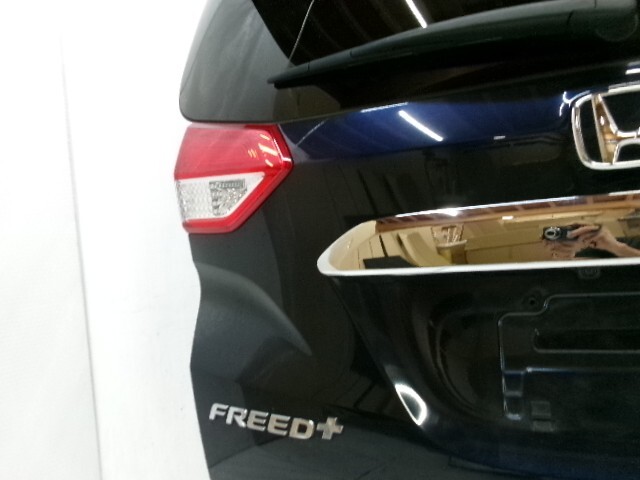 Yahoo!オークション - R4年 フリード＋ハイブリッドG GB7 バックドア ...