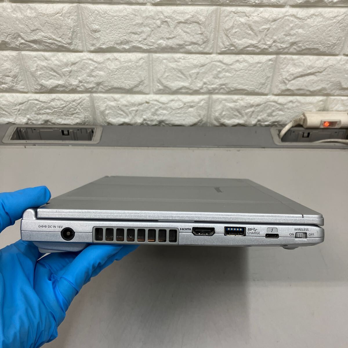 Yahoo!オークション - Y114 Panasonic Letsnote CF-SV Core i5 8250U ...