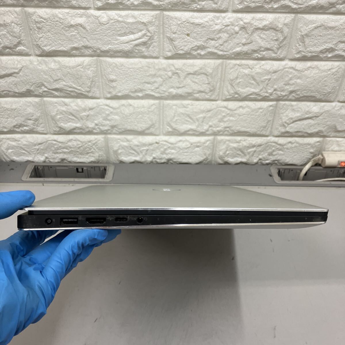 Yahoo!オークション - D135 DELL Precision 5540 P56F Xeon E-2276M メ...