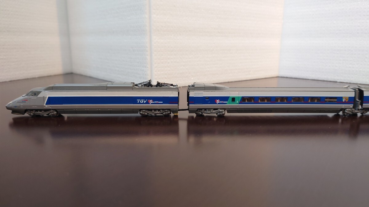 Yahoo!オークション - KATO 10-909 TGV フランス-スイスタイプ6両セッ...