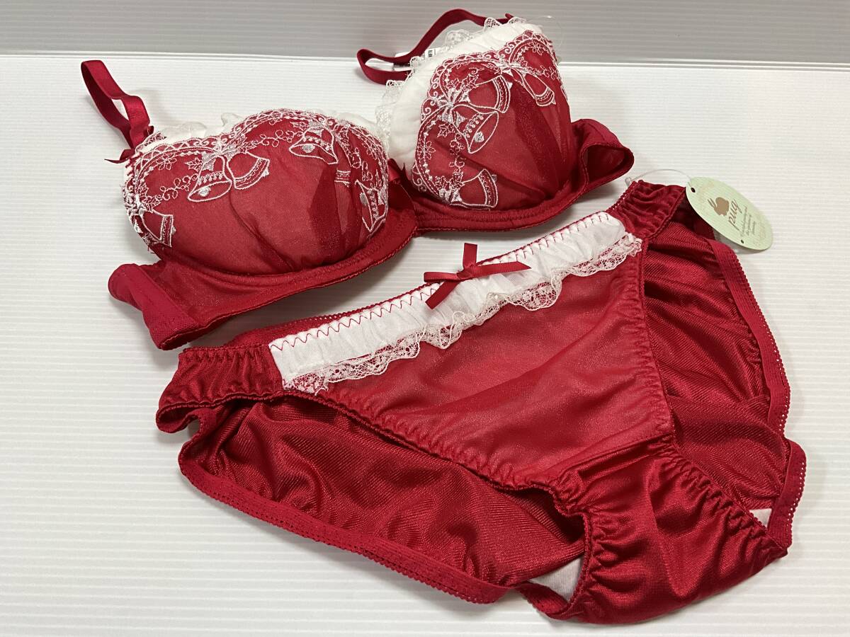 Yahoo!オークション - P45／新品／pug プレジャー クリスマスベルブラ...