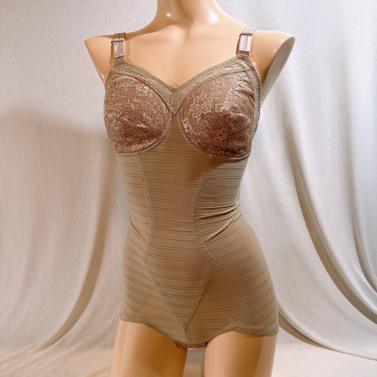 Yahoo!オークション - 105 高級 ボディスーツ C80L