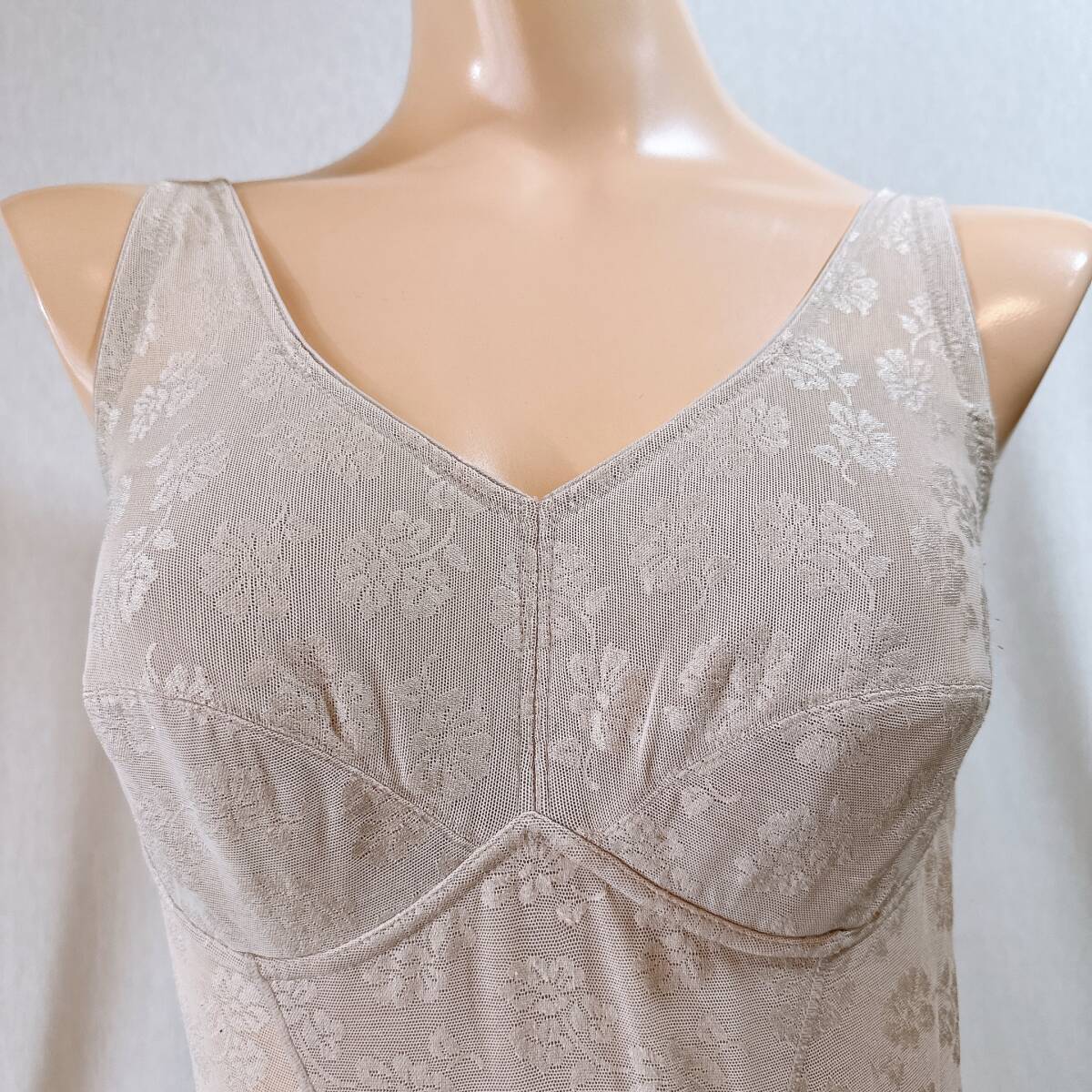 Yahoo!オークション - 138 高級 ボディスーツ C85L