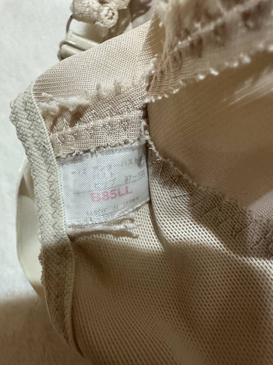 Yahoo!オークション - 165. 高級 ボディスーツ B85LL