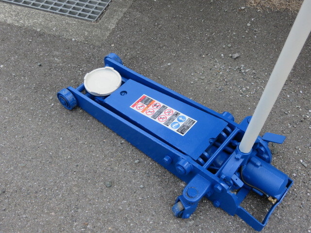 Yahoo!オークション - 低床 エアージャッキ 長崎ジャッキNLA-201R 整備...