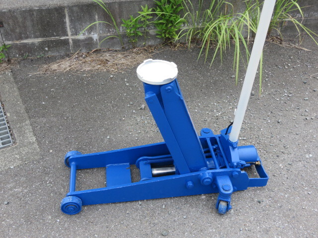 Yahoo!オークション - 低床ショートエアージャッキ 3トン長崎NLA-301 ...