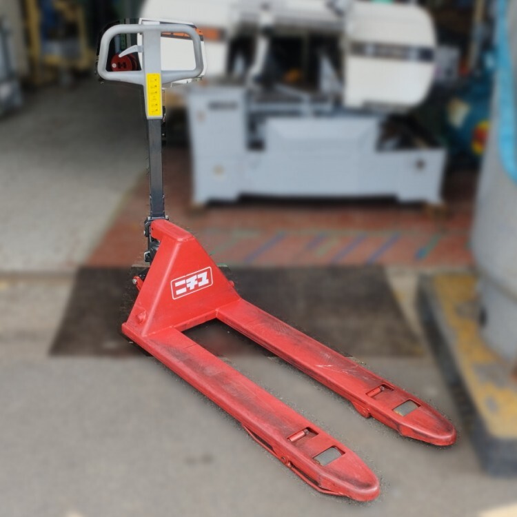 ニチユ 1t/1000kg パレットリフト ハンドリフト パレットトラック PTK10S-70-107(台車)｜売買されたオークション情報、yahooの商品情報をアーカイブ公開 ...
