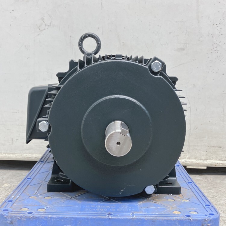 Yahoo!オークション - TOSHIBA/東芝 IKKH3-FBKA21E-7.5kW-4P 7.5kW/10...