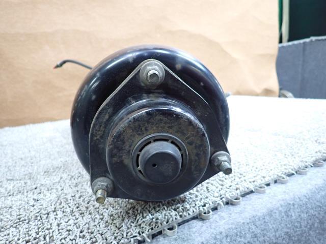 Yahoo!オークション - セドリック E-HY33 Fストラット/サスペンション...