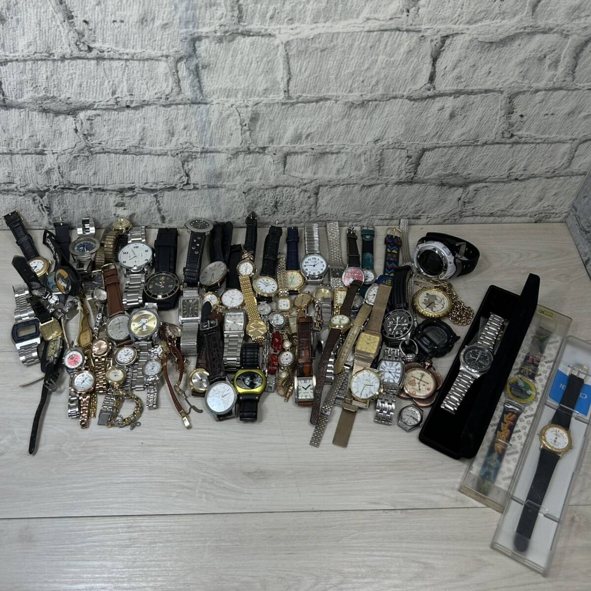 Yahoo!オークション - 【YH-2959】中古現状品 腕時計 時計 大量まとめ ...