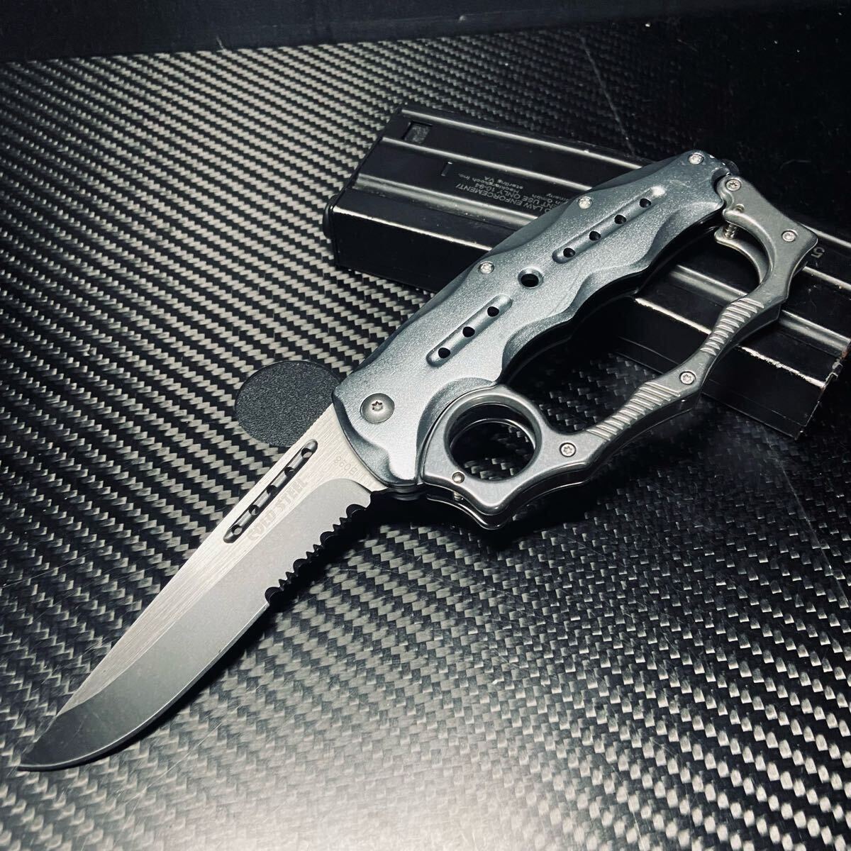 Yahoo!オークション - 重量感212g 超高品質 サバイバルナイフ 折りたた...