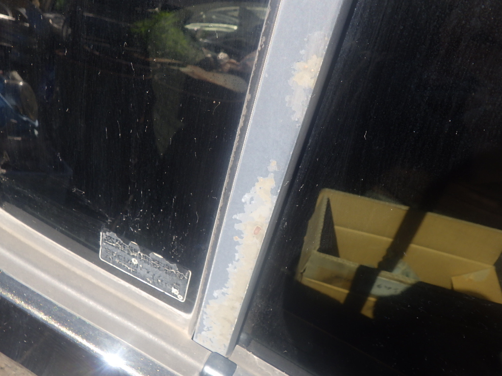 Yahoo!オークション - AZワゴン MJ23S ワゴンR MH23S 右 リアドア ZHY