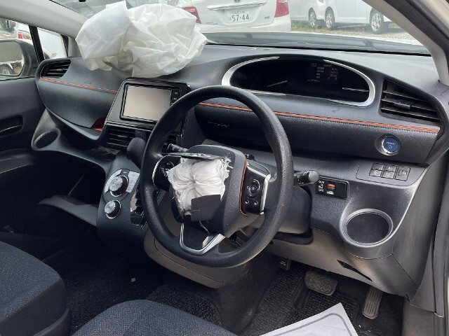 Yahoo!オークション - 50581 H30年 DAA-NHP170G シエンタ ハイブリッド...